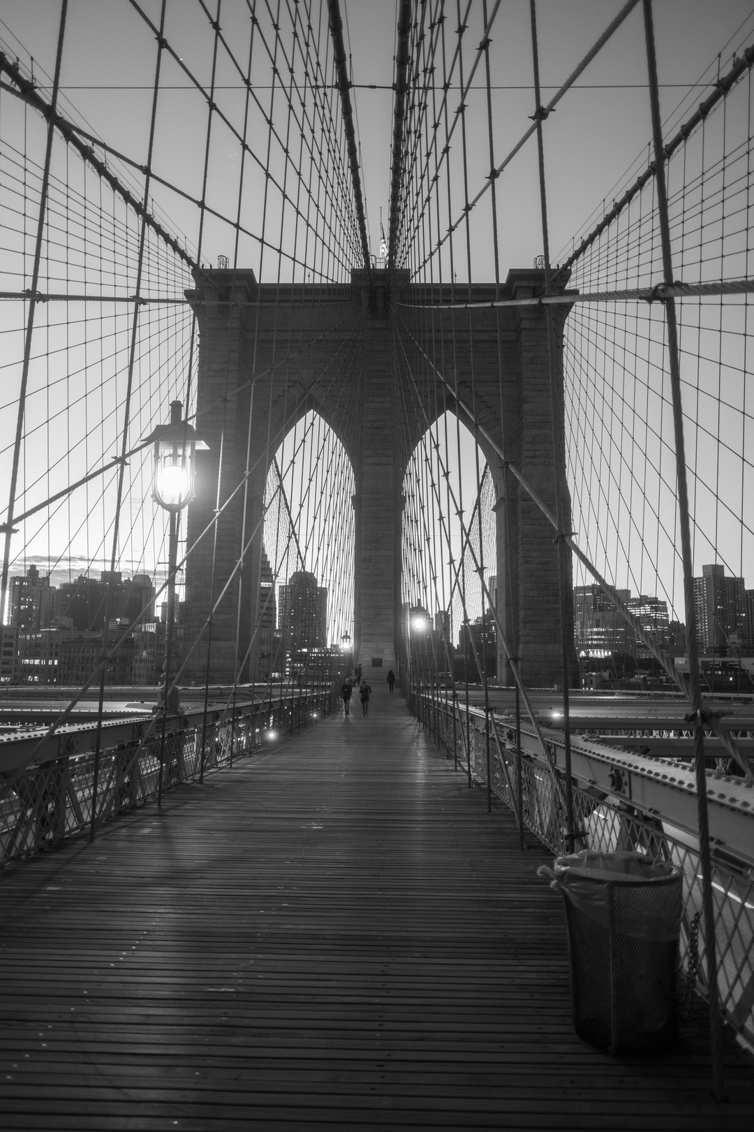 Brooklyn Bridge :: Duncan Mackenzie